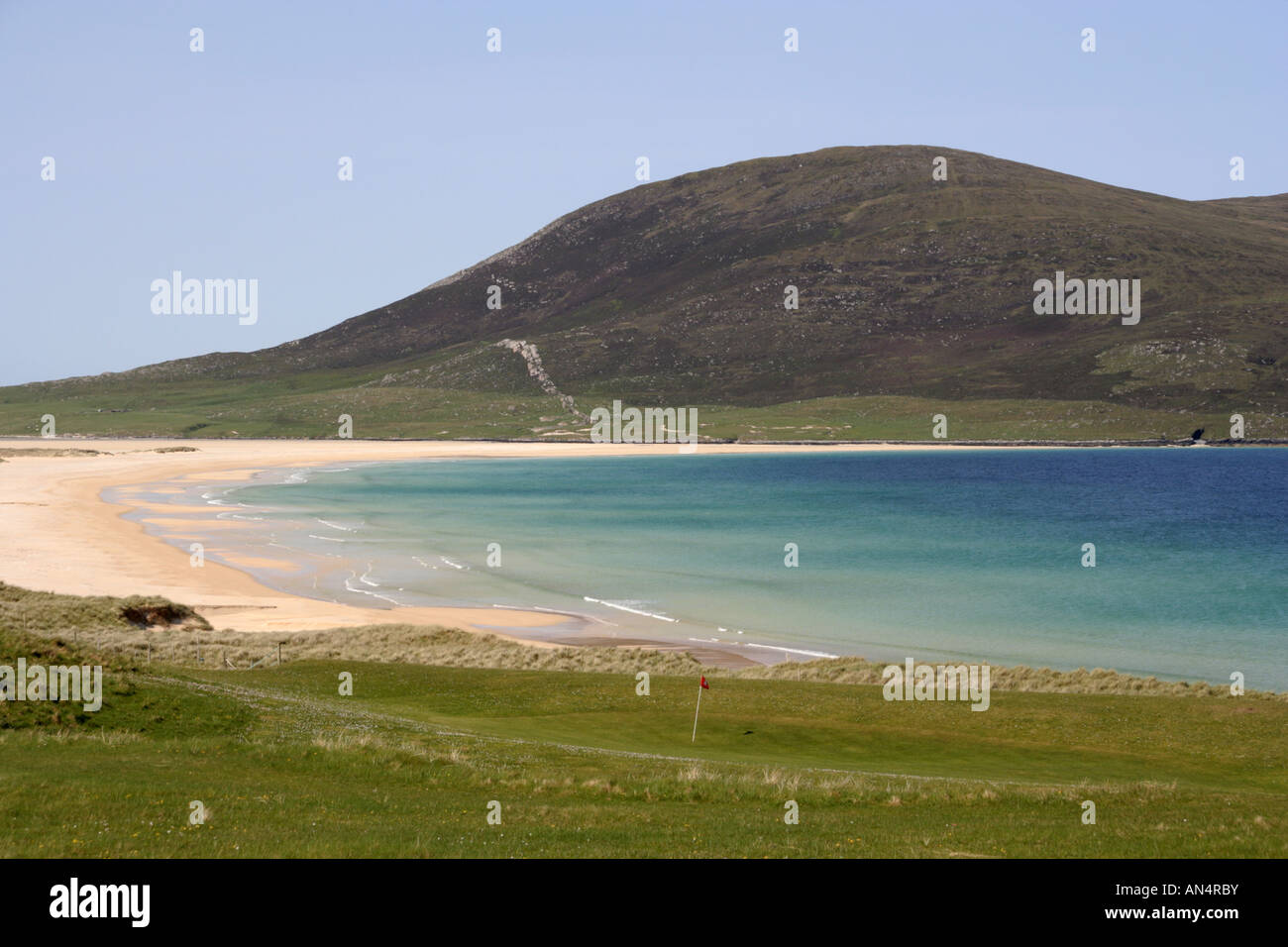 Isle of harris golf course at scarista beach, isle of harris, outer ...