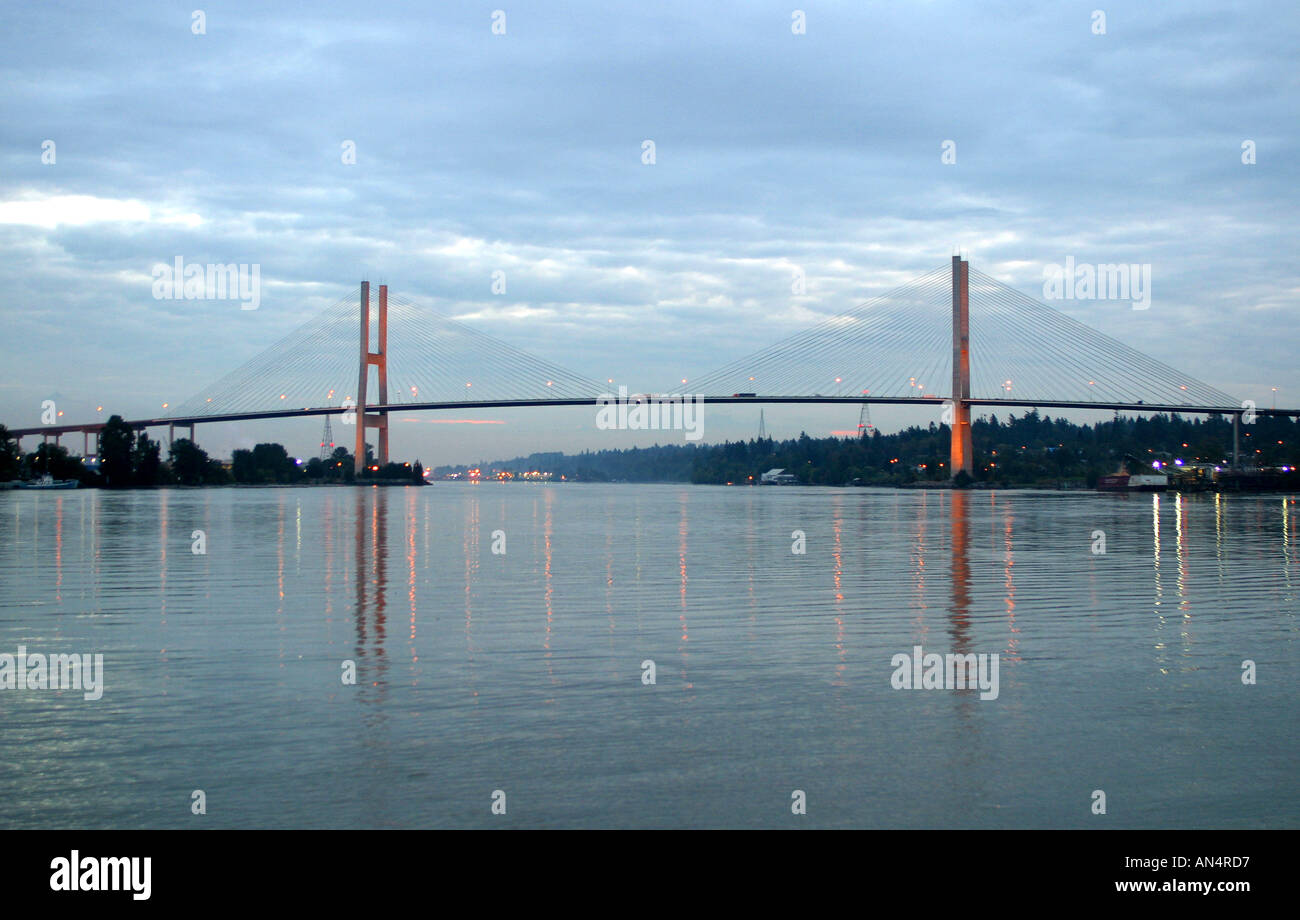 Suspension bridge fraser river hi-res stock photography and images - Alamy