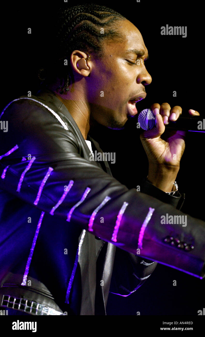 Lemar performing on stage at Southampton Stock Photo - Alamy