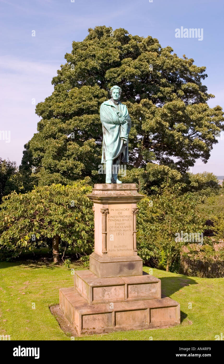 Statue of Onesiphorus Tyndall Bruce Esquire of Falkland in grounds of ...