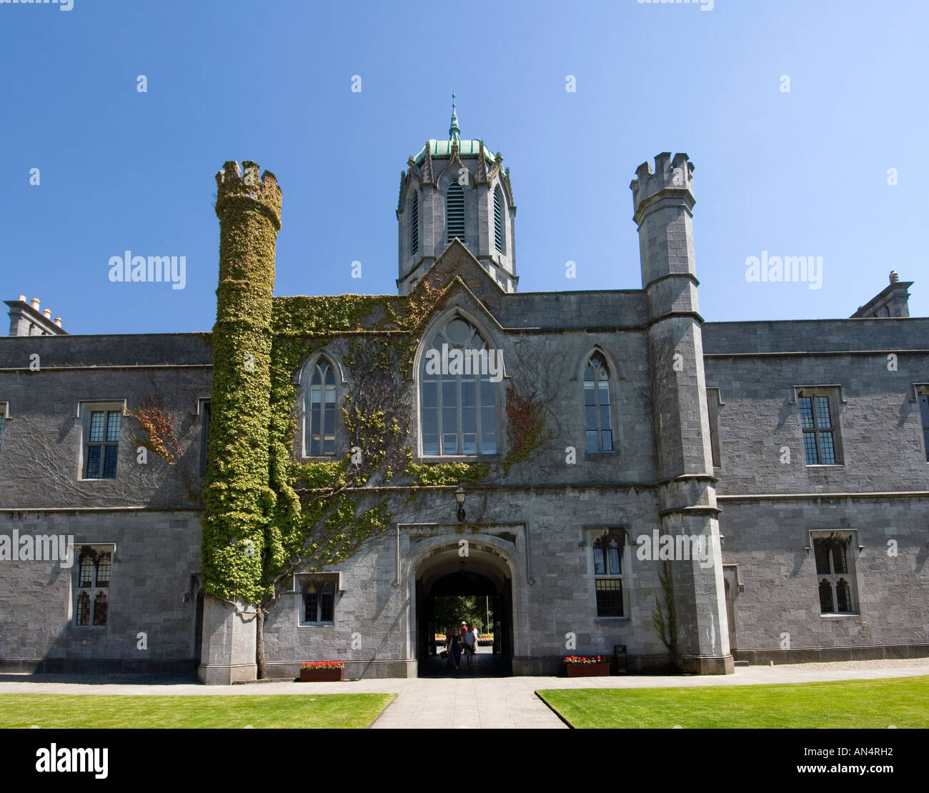 Nui Galway High Resolution Stock Photography and Images - Alamy