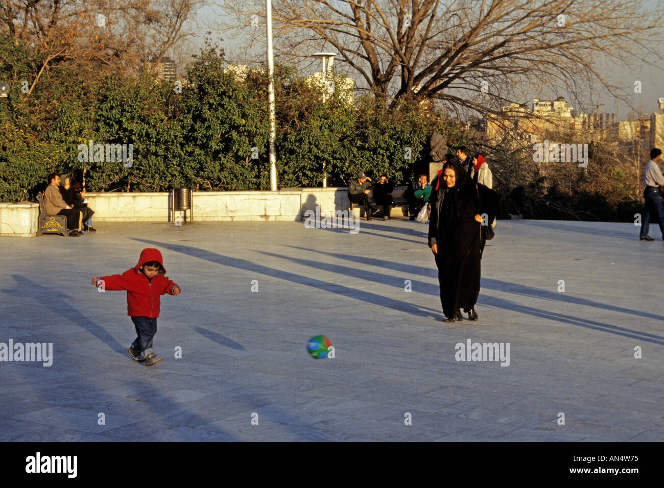 Tehran family fun hi-res stock photography and images - Alamy