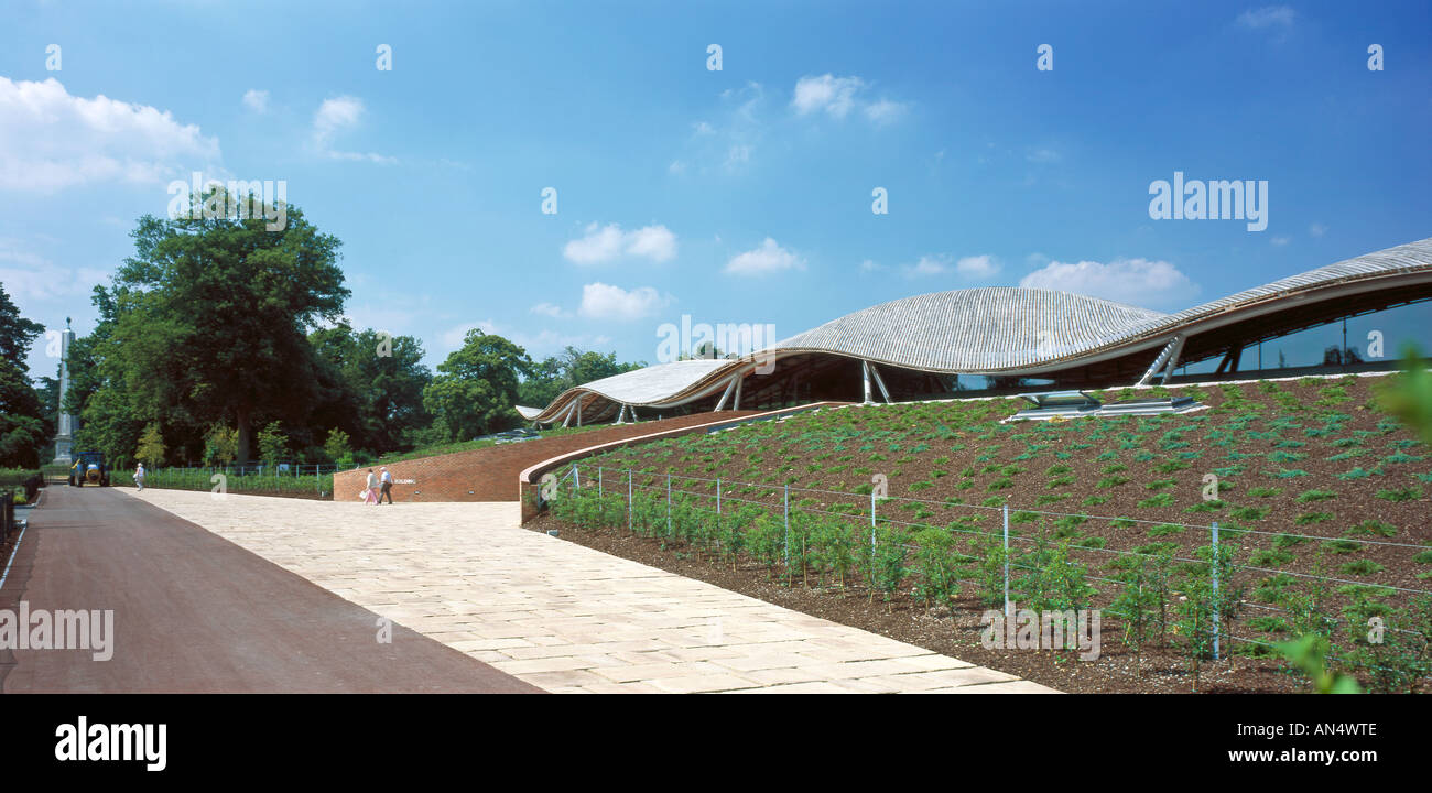 Savill building hi-res stock photography and images - Alamy