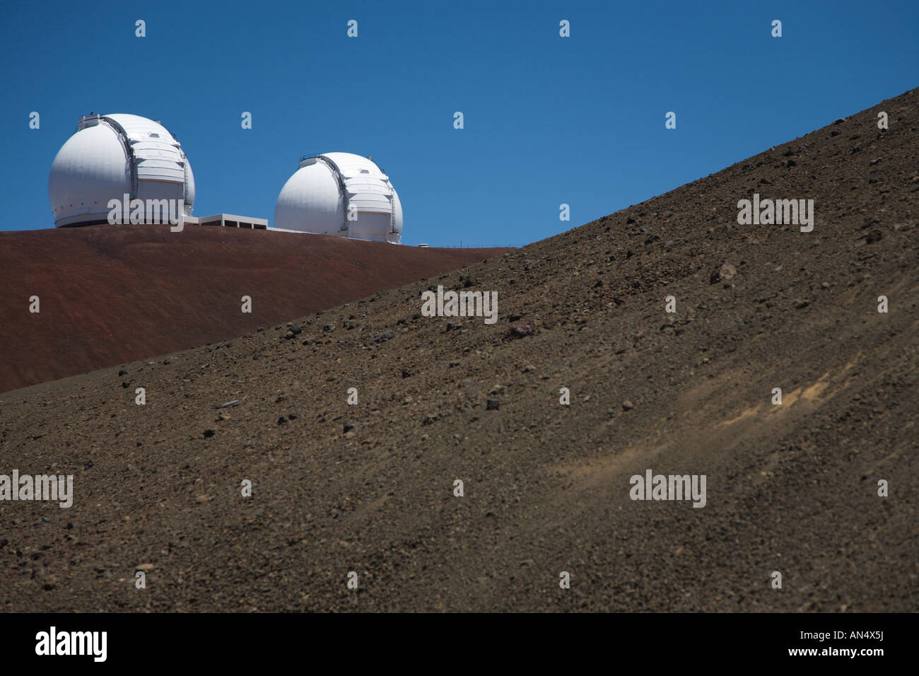 Mauna Kea Observatory: W. M. Keck Observatory Stock Photo - Alamy