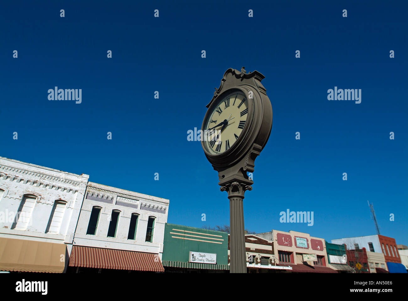 Public clock in downtown of Plano, Texas Stock Photo - Alamy