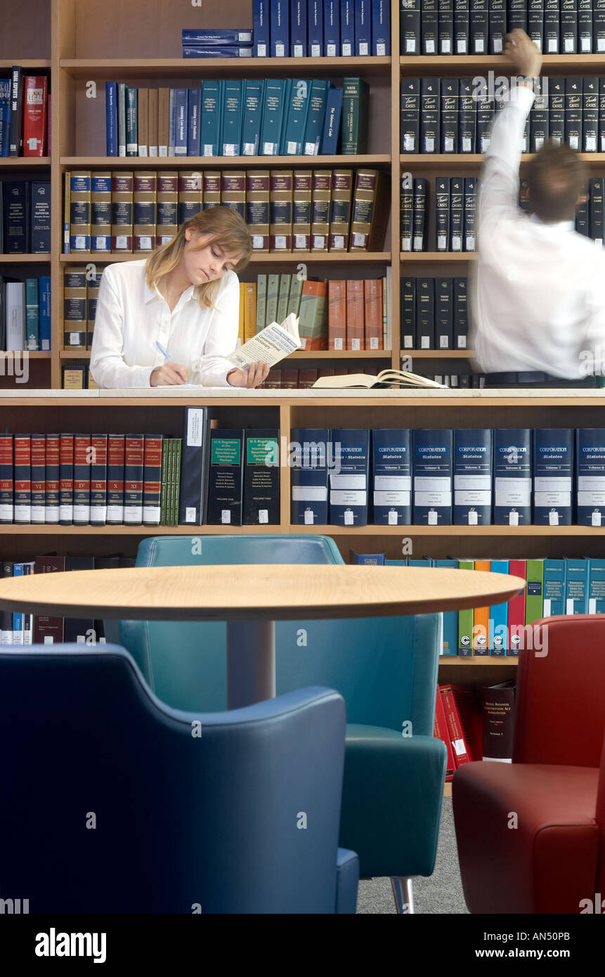 Reading office buildings hi-res stock photography and images - Alamy