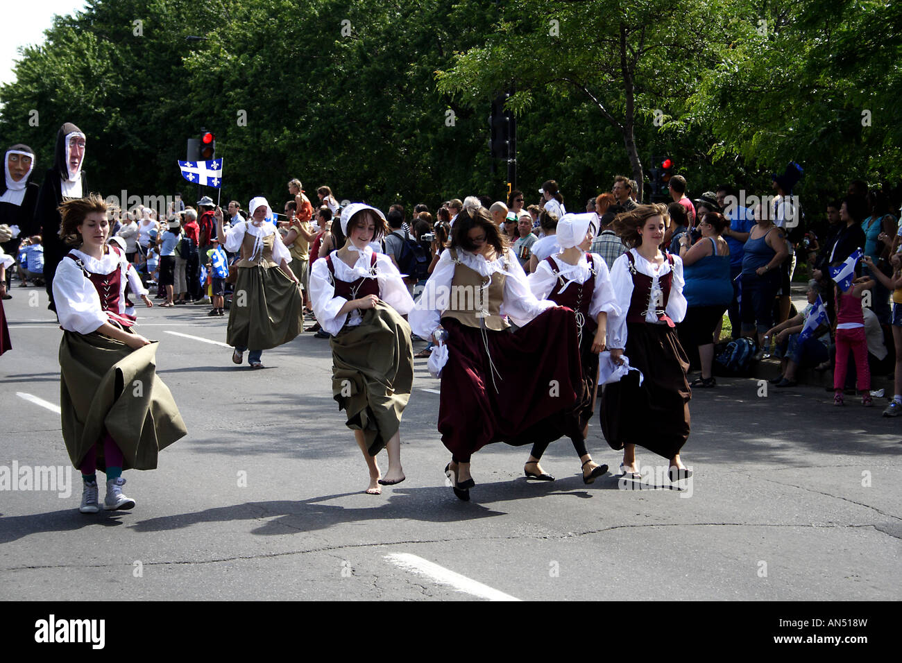 Young maidens hi-res stock photography and images - Alamy