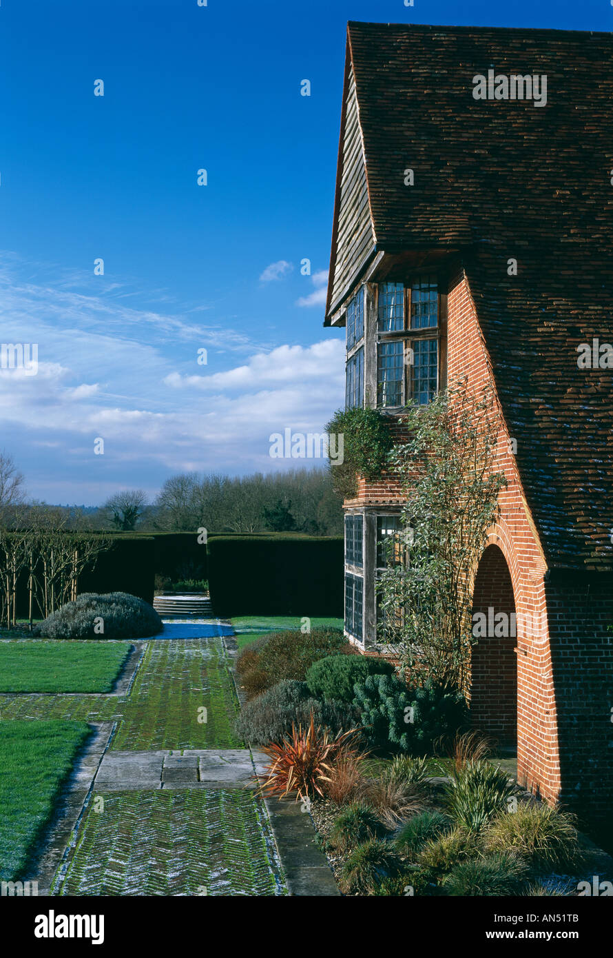 Edwin lutyens folly farm hi-res stock photography and images - Alamy