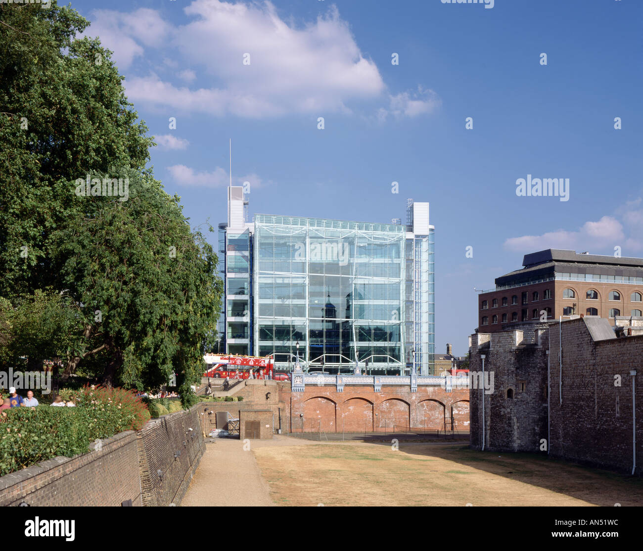 K2 tower bridge house london hi-res stock photography and images - Alamy