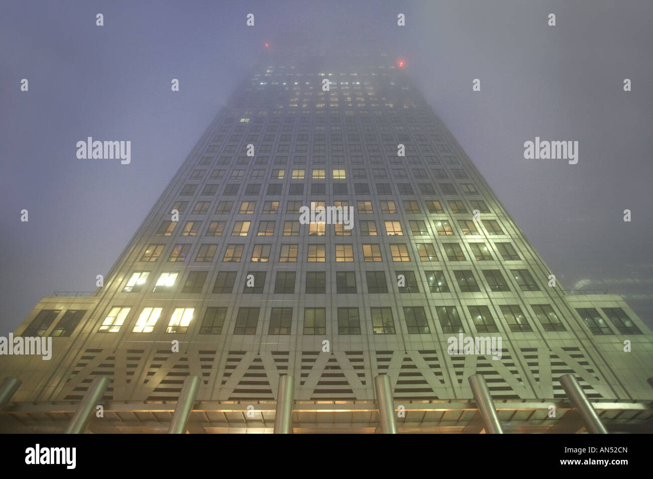 One Canada Square office building in fog at night Canary Wharf ...