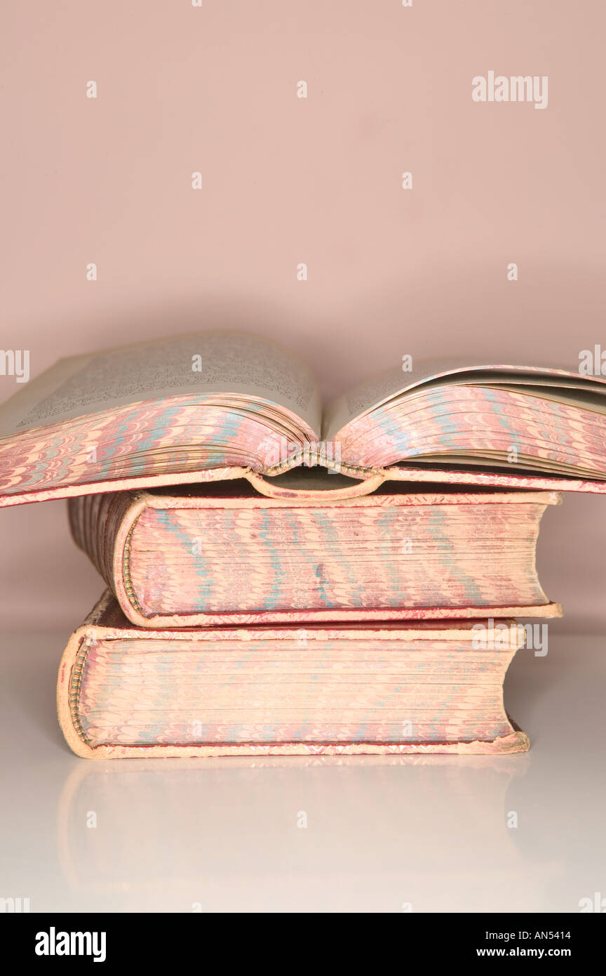 Informative books hi-res stock photography and images - Alamy