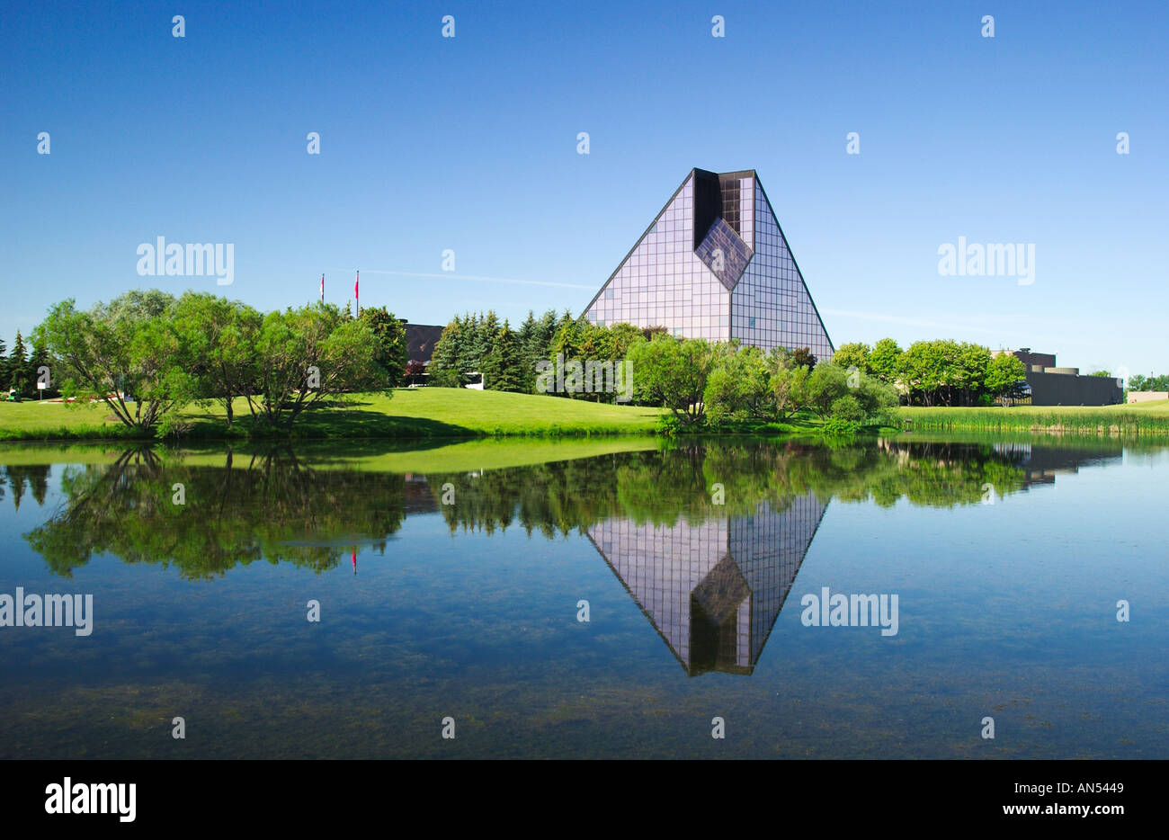 Royal canadian mint production hi-res stock photography and images - Alamy