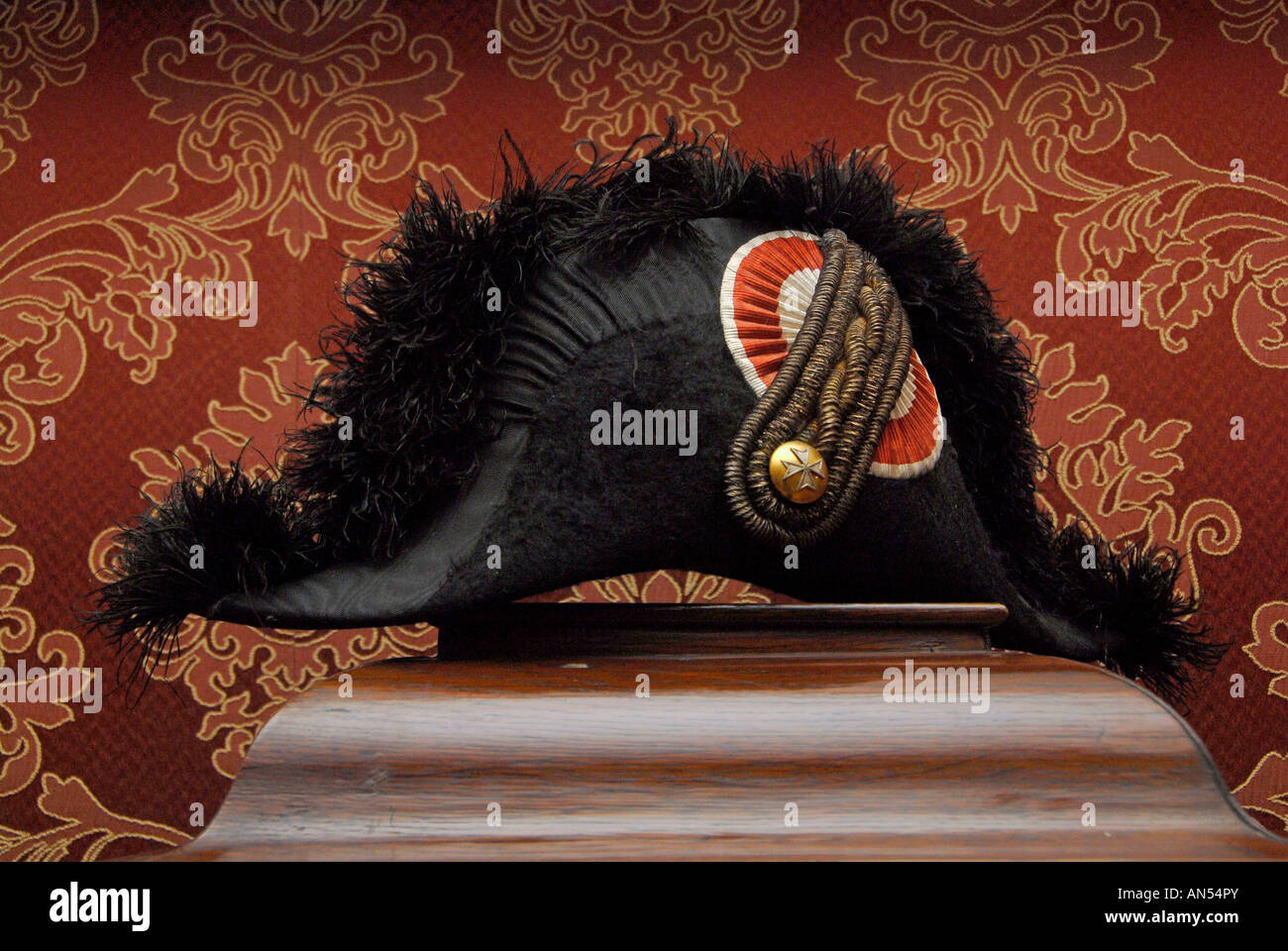 Napoleon hat hi-res stock photography and images - Alamy