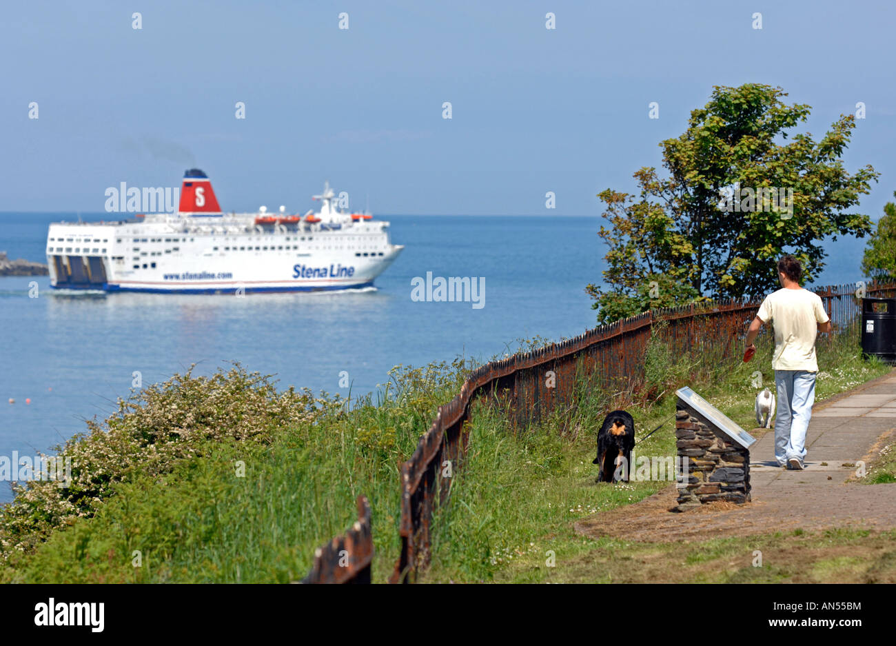 Stena Line passenger ferry leaves port at Goodwick, Fishguard ...