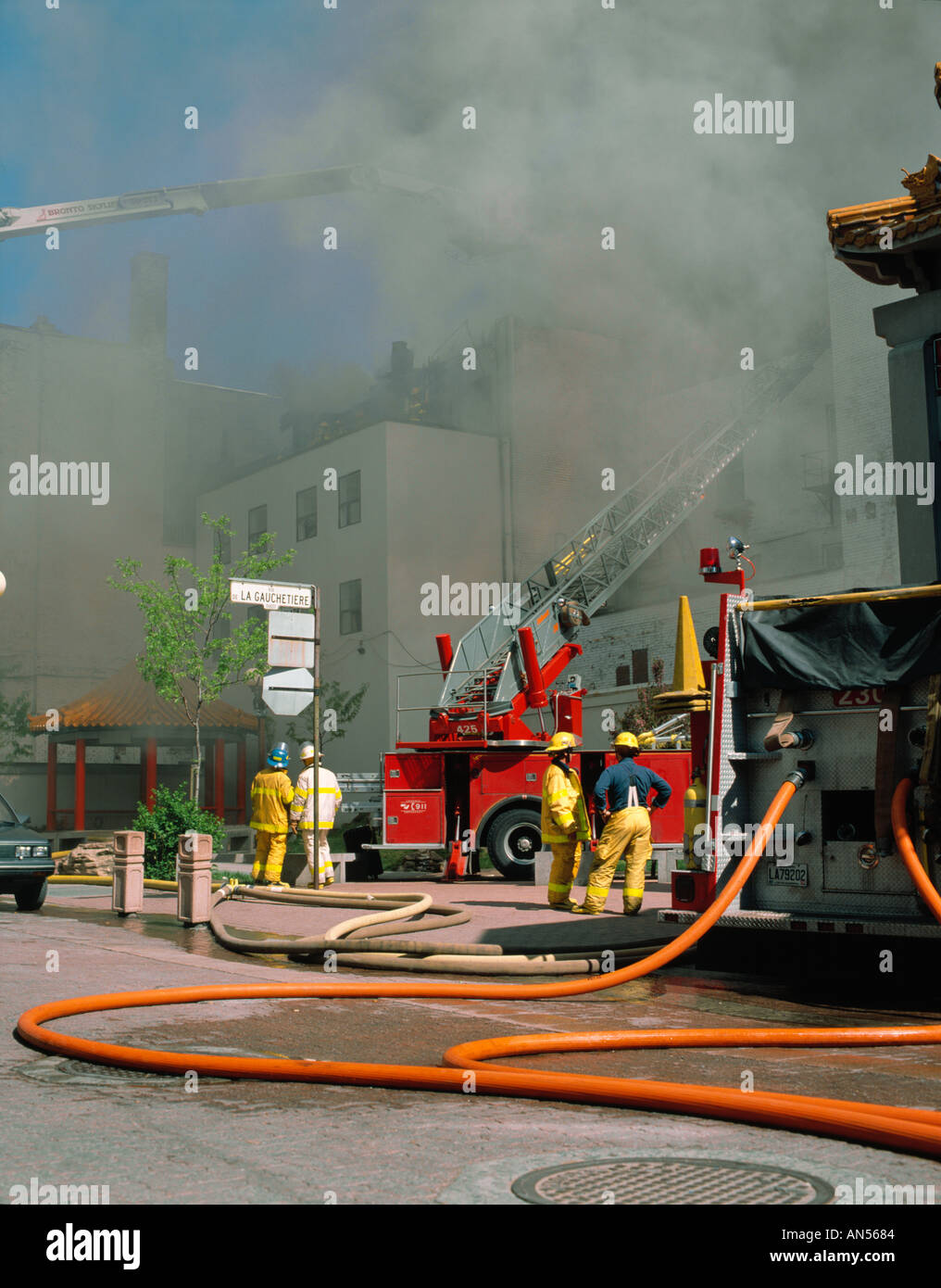 Fire truck montreal hi-res stock photography and images - Alamy