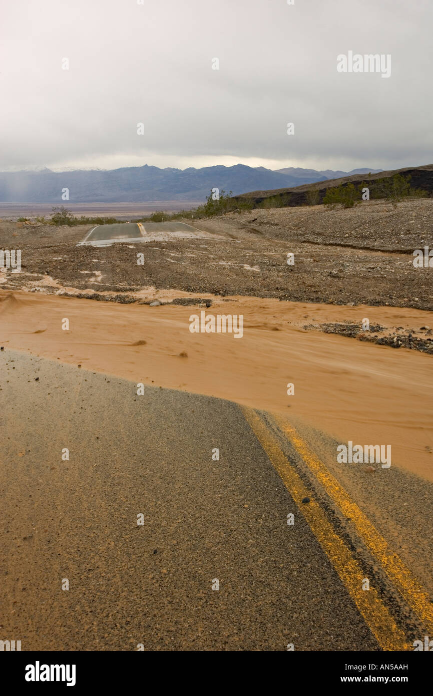 flush flood in death valley national park Stock Photo - Alamy