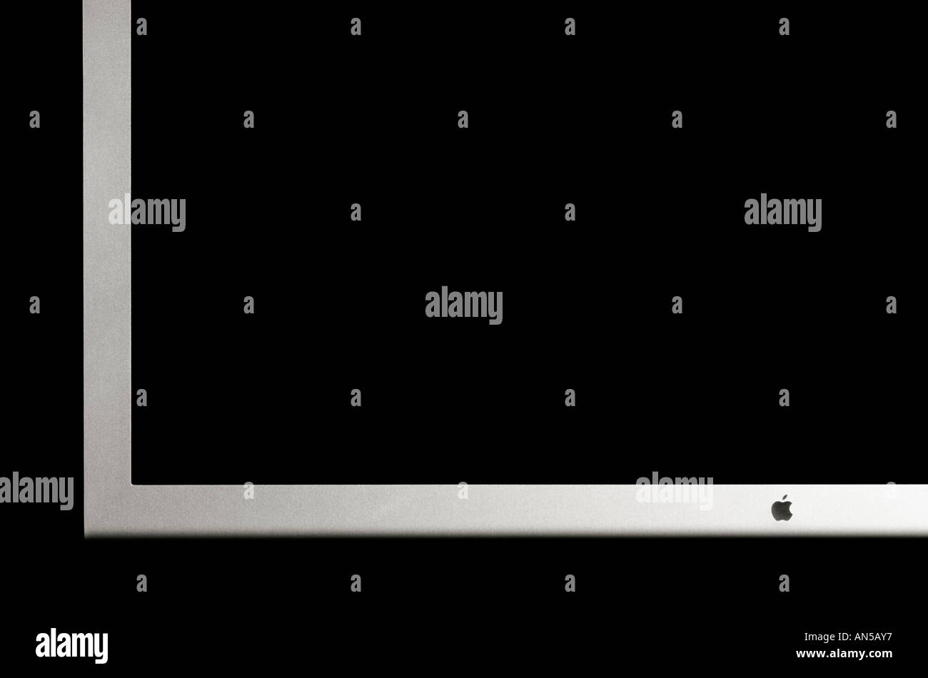 apple cinema display 30 inches Stock Photo - Alamy