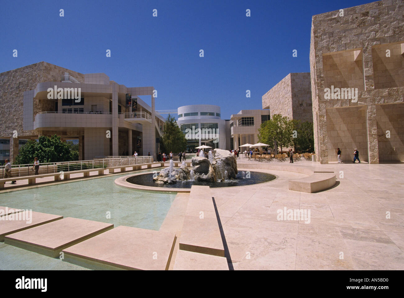 Getty center museum courtyard hi-res stock photography and images - Alamy