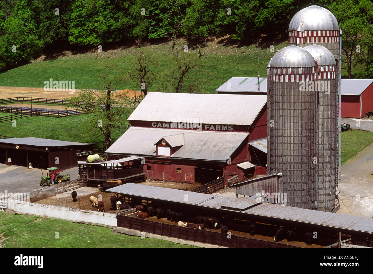 Farm buildings barns and silos in western Pennsylvania Stock Photo - Alamy