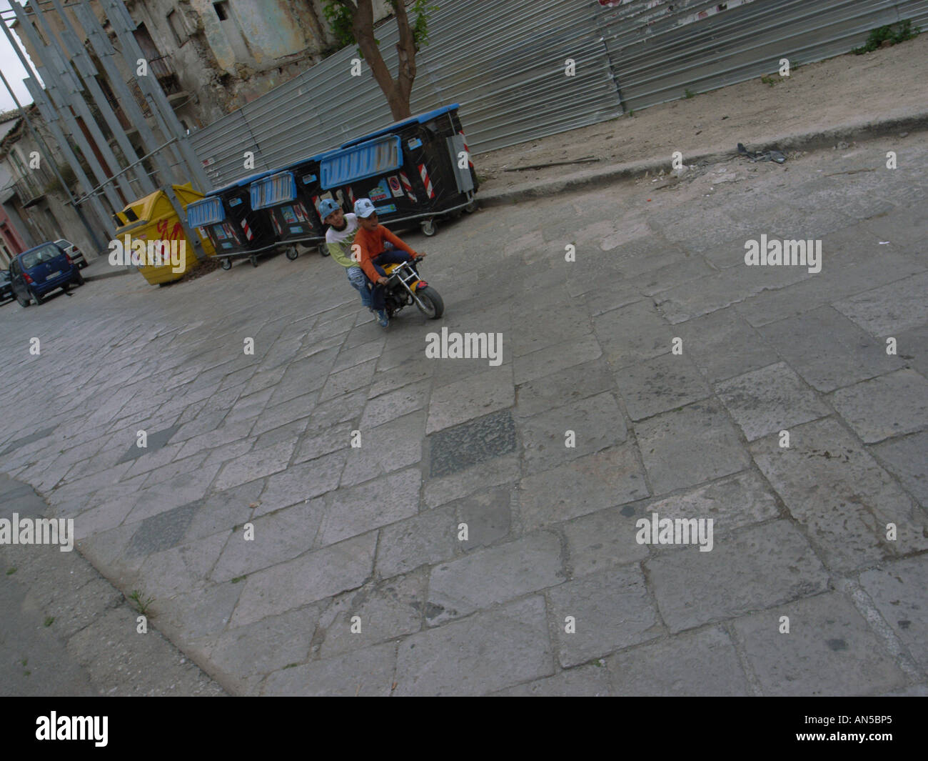Palermo kids hi-res stock photography and images - Alamy