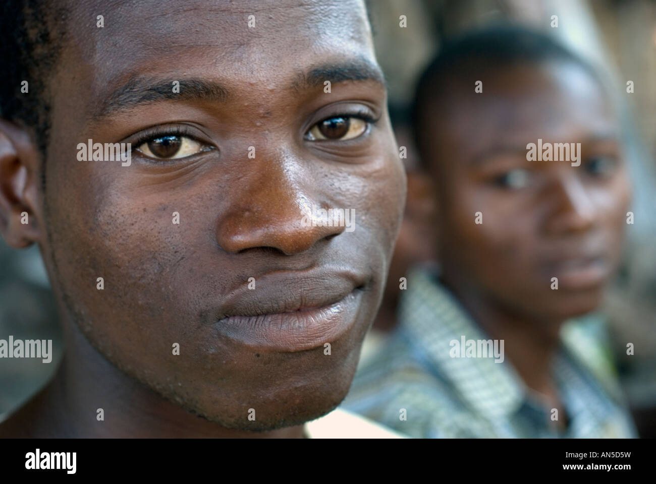 Men in liha de mozambique hi-res stock photography and images - Alamy