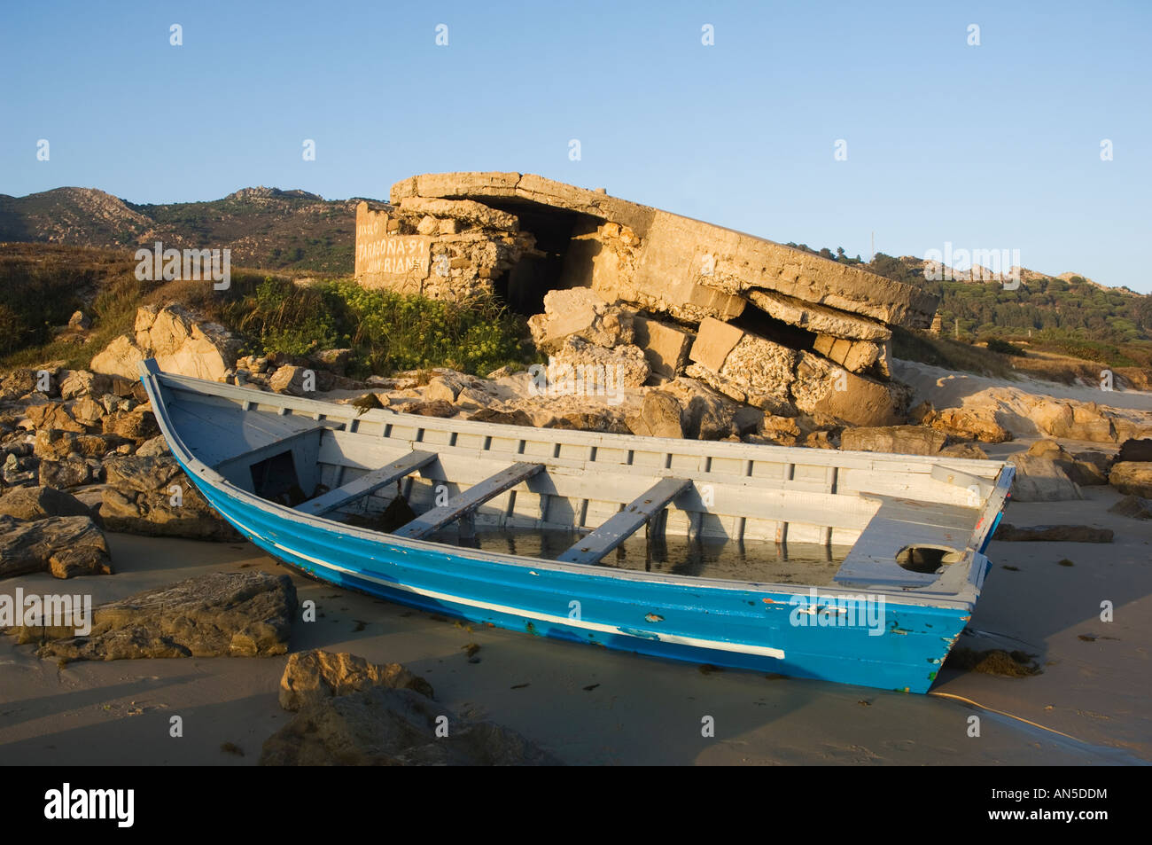 Bunker boat hi-res stock photography and images - Alamy