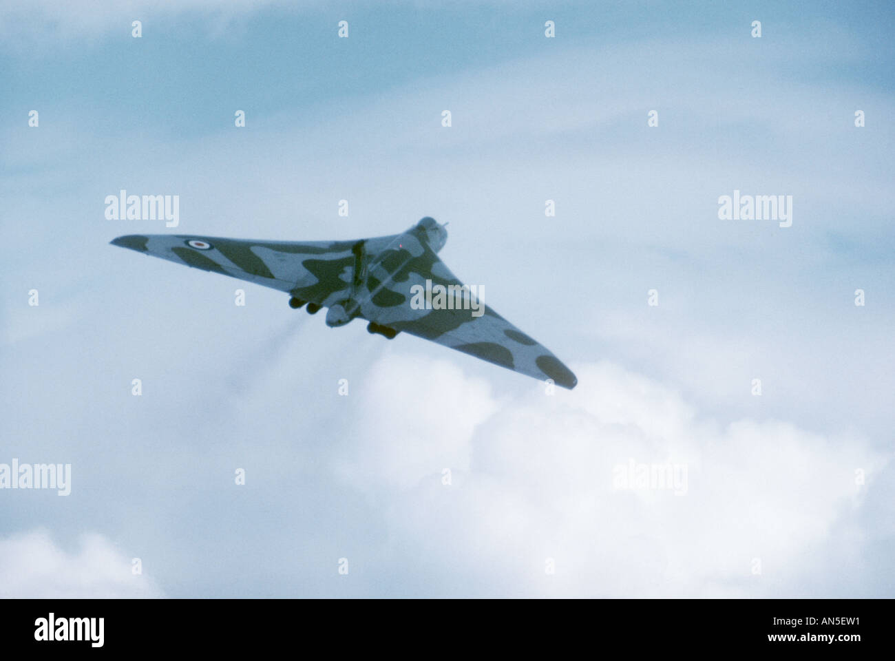 Avro vulcan raf hi-res stock photography and images - Alamy