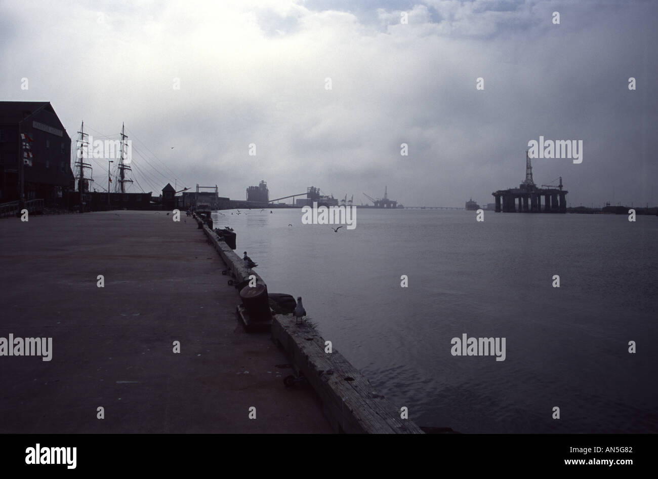Offshore Drilling Rig, Texas Seaport Museum and Elissa Official Tall ...