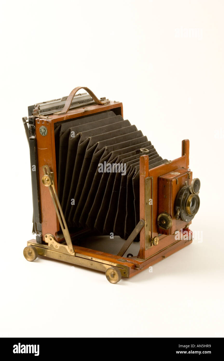 Old plate camera hi-res stock photography and images - Alamy
