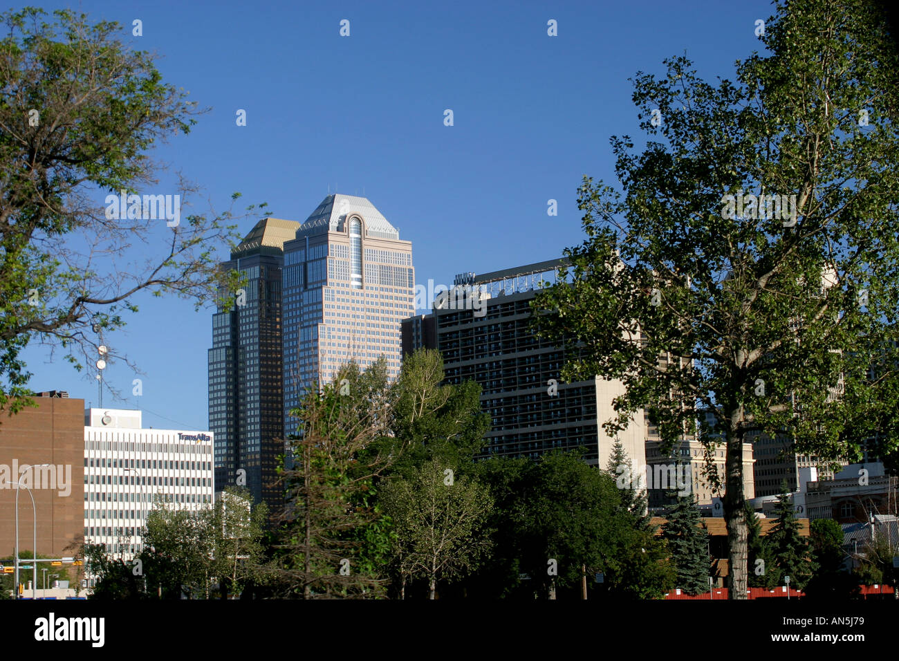 Cotemporary architecture hi-res stock photography and images - Alamy