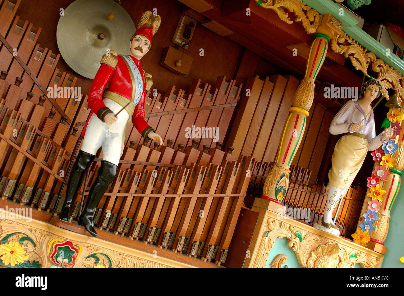 Mobile steam organ hi-res stock photography and images - Alamy