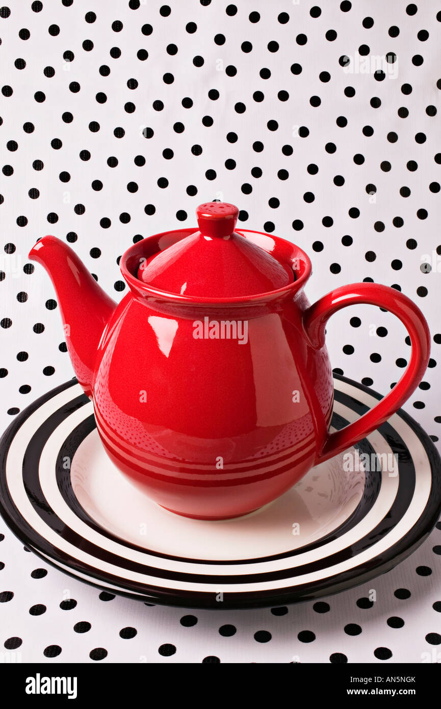 Stoneware teapot hi-res stock photography and images - Alamy