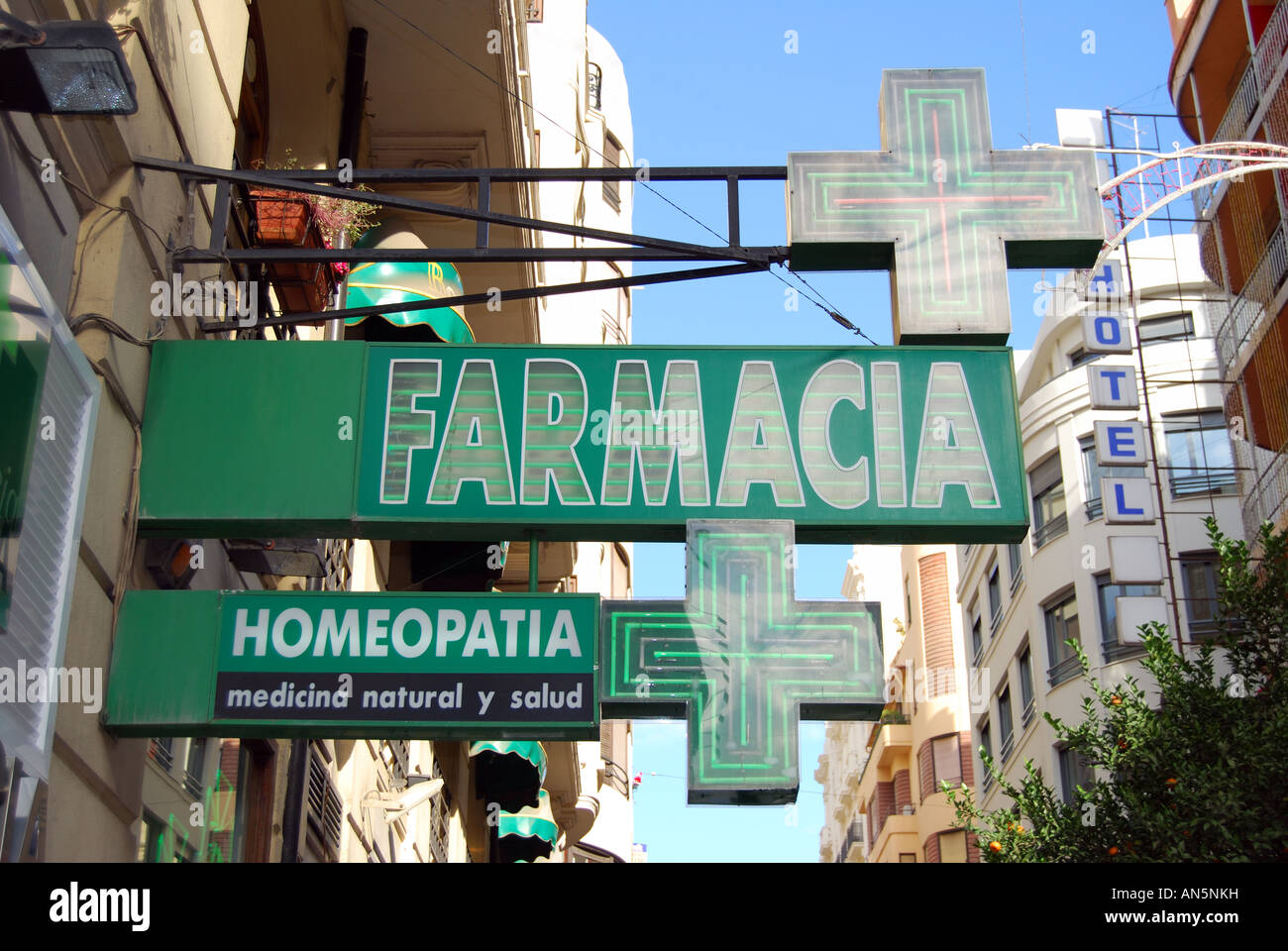 Pharmacy neon sign hi-res stock photography and images - Alamy