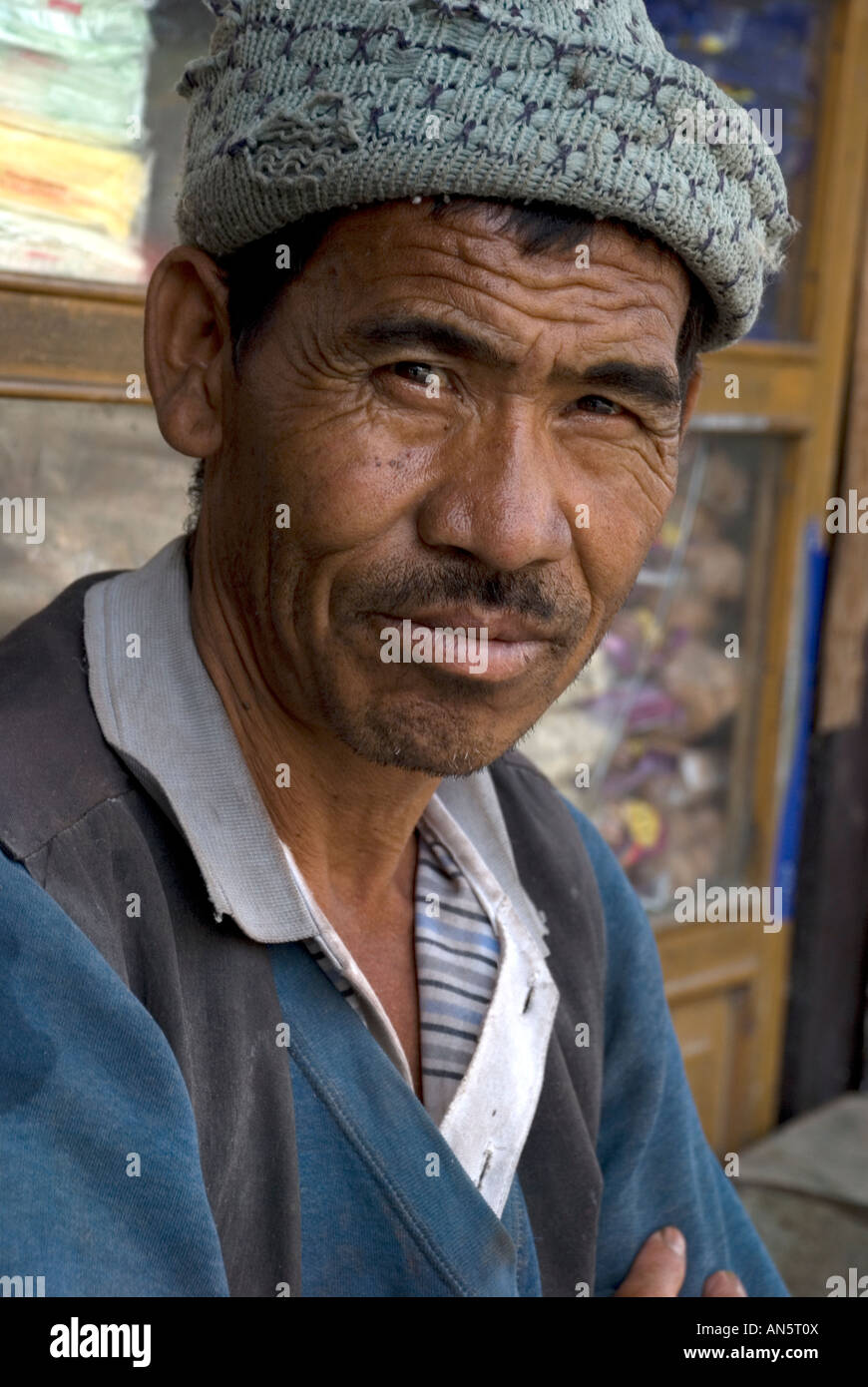 Sikkim men hi-res stock photography and images - Alamy