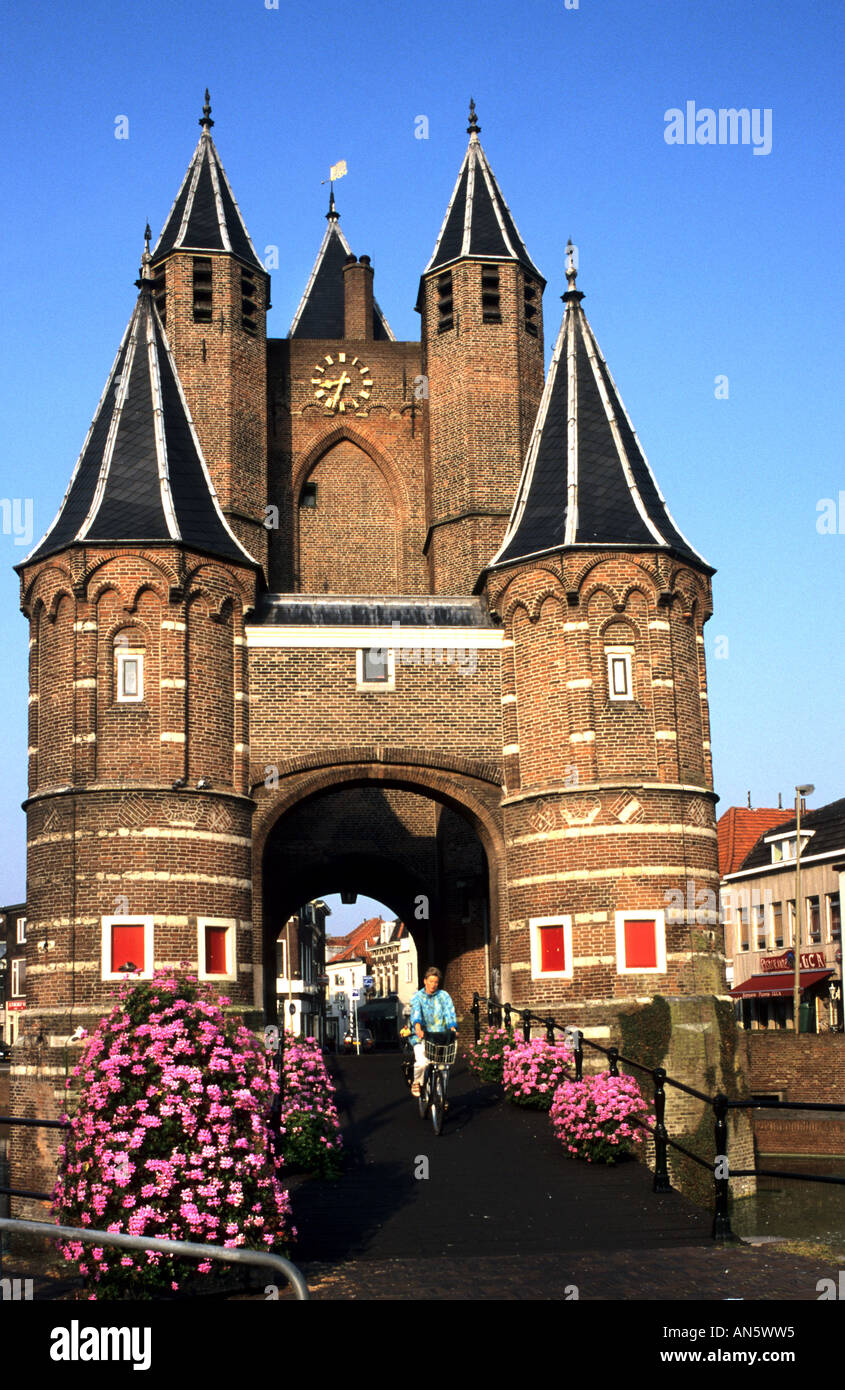 Haarlem Amsterdamse Poort (ca. 1400), Haarlem's only surviving town ...