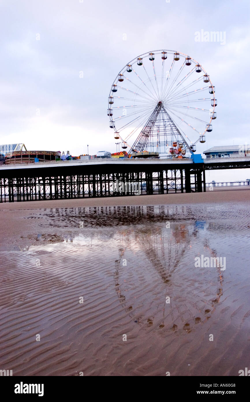 The Big Wheel at Blackpool Pier Stock Photo - Alamy