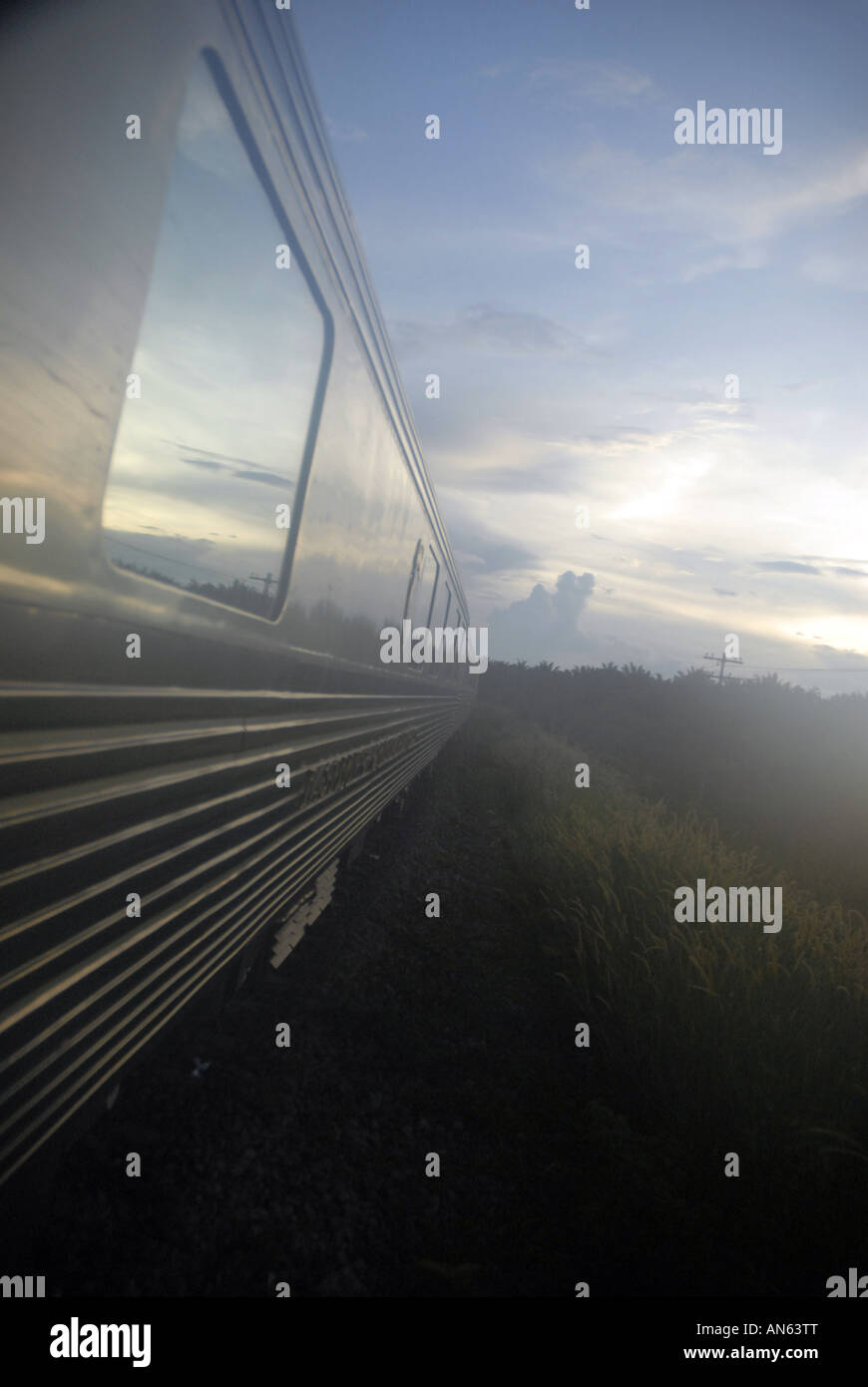 The Eastern and Oriental Express- the world's most luxurious and ...