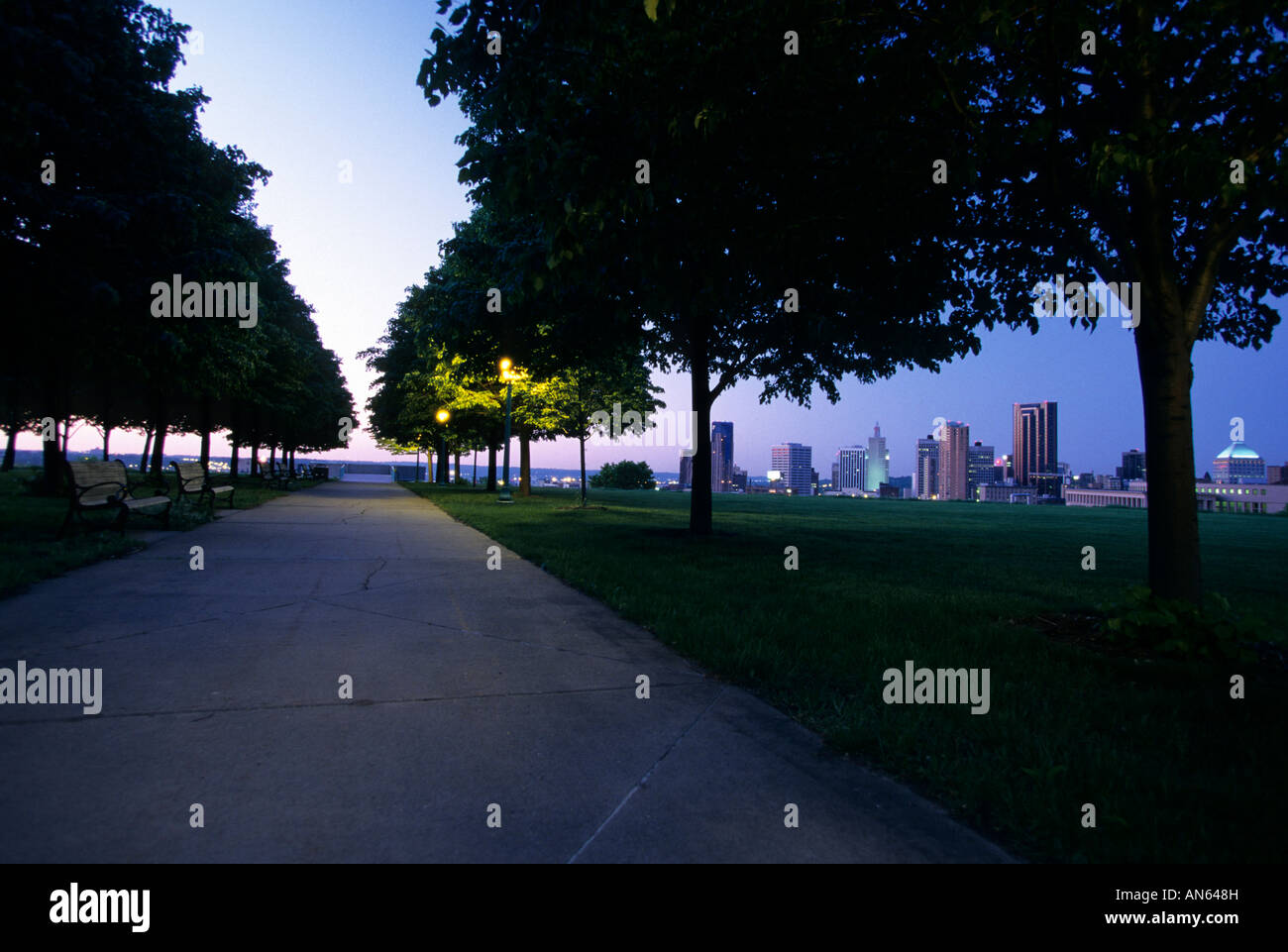 SKYLINE OF ST.PAUL, MINNESOTA FROM THE GROUNDS OF THE MINNESOTA STATE ...