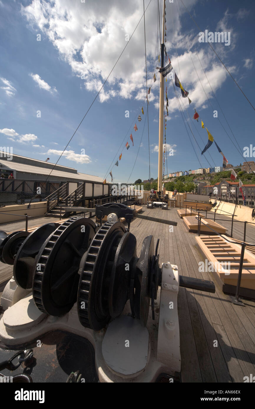 Ships capstan hi-res stock photography and images - Alamy