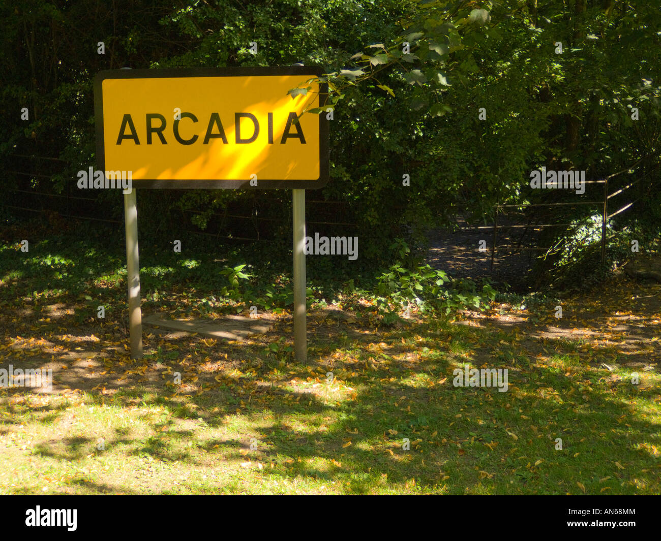 Yorkshire Sculpture Park Arcadia sign near dank pond Stock Photo - Alamy