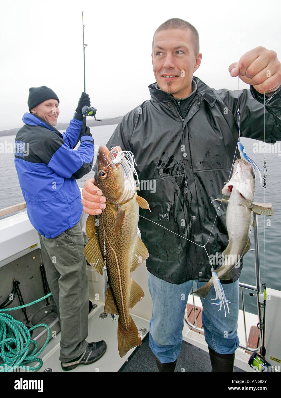 Fisherman on boat big fish hi-res stock photography and images - Alamy