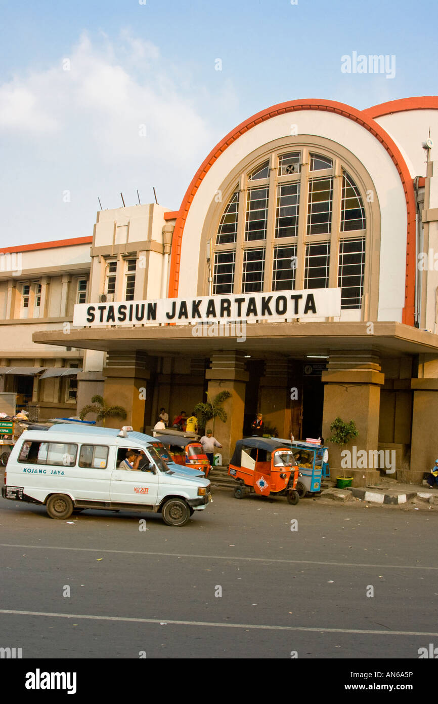 Kota Train Station Building Kota Jakarta Indonesia Stock Photo - Alamy