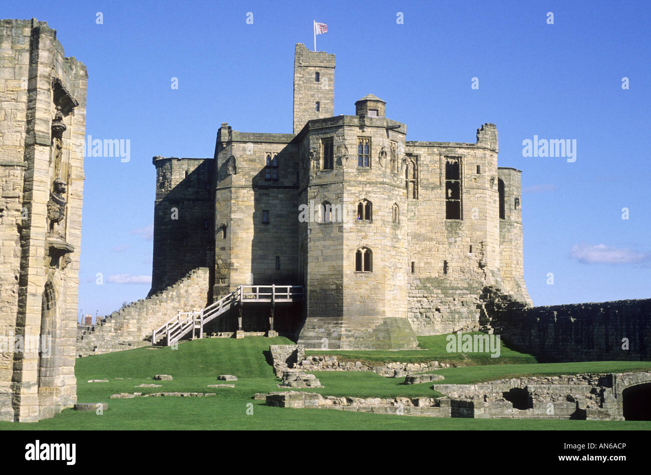 Medieval northumberland hi-res stock photography and images - Alamy