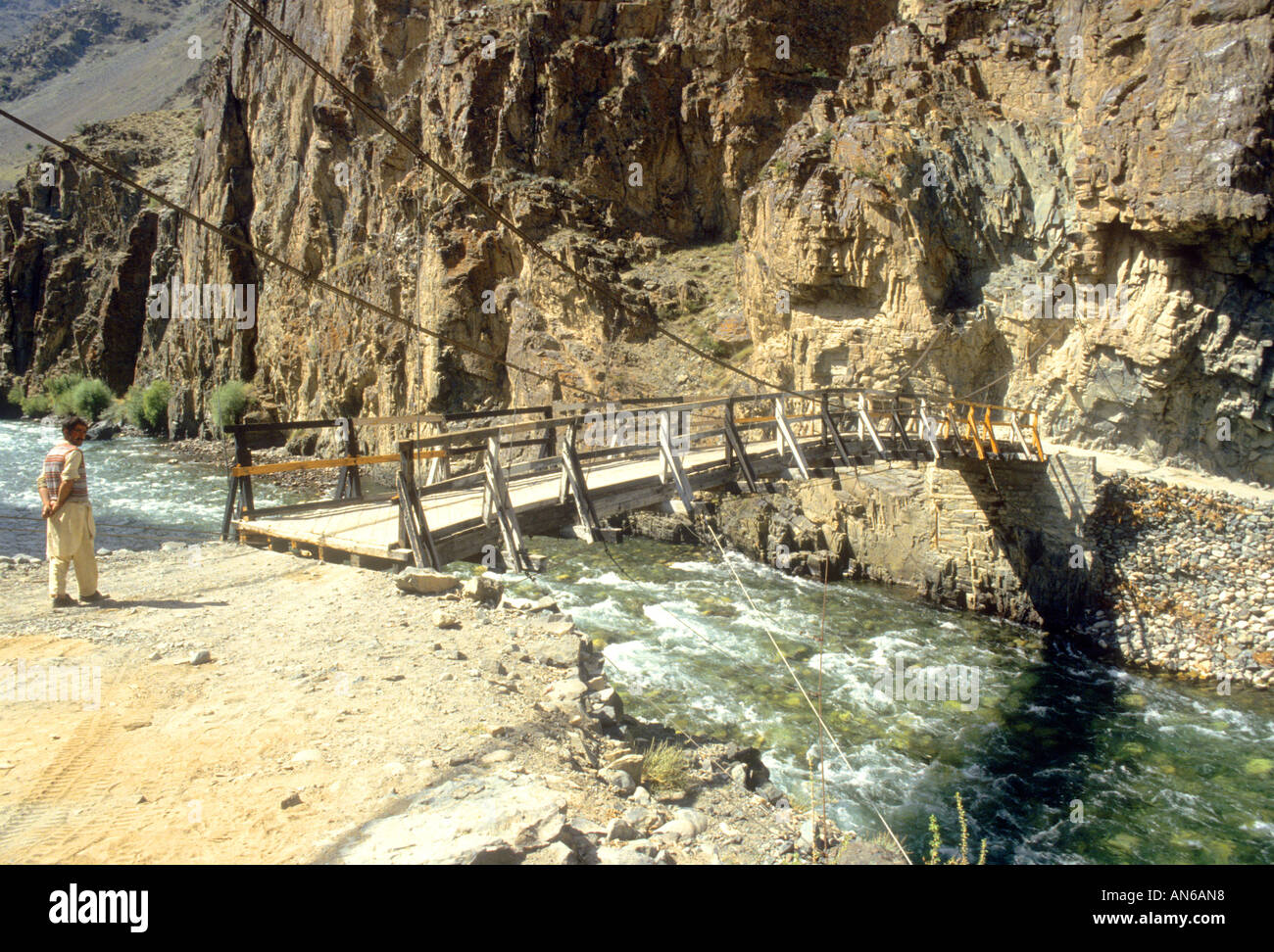 Chitral bridge hi-res stock photography and images - Alamy