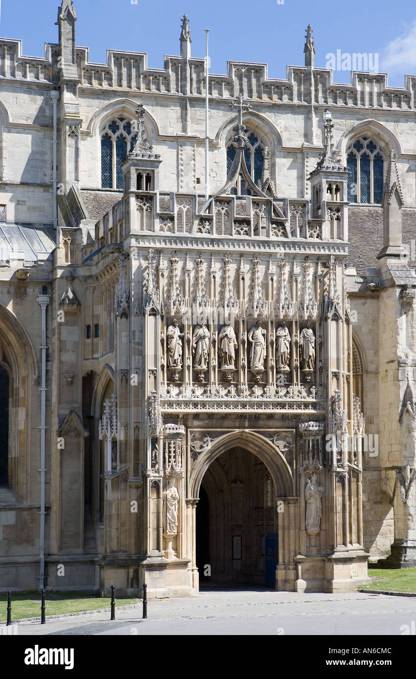 Cathedral entrance gloucester cathedral gloucester hi-res stock ...