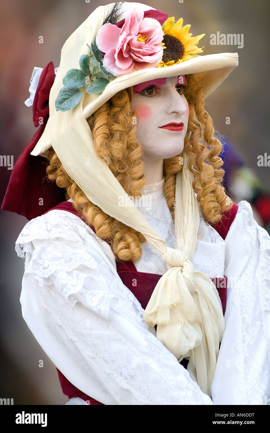 French maid hat hi-res stock photography and images - Alamy