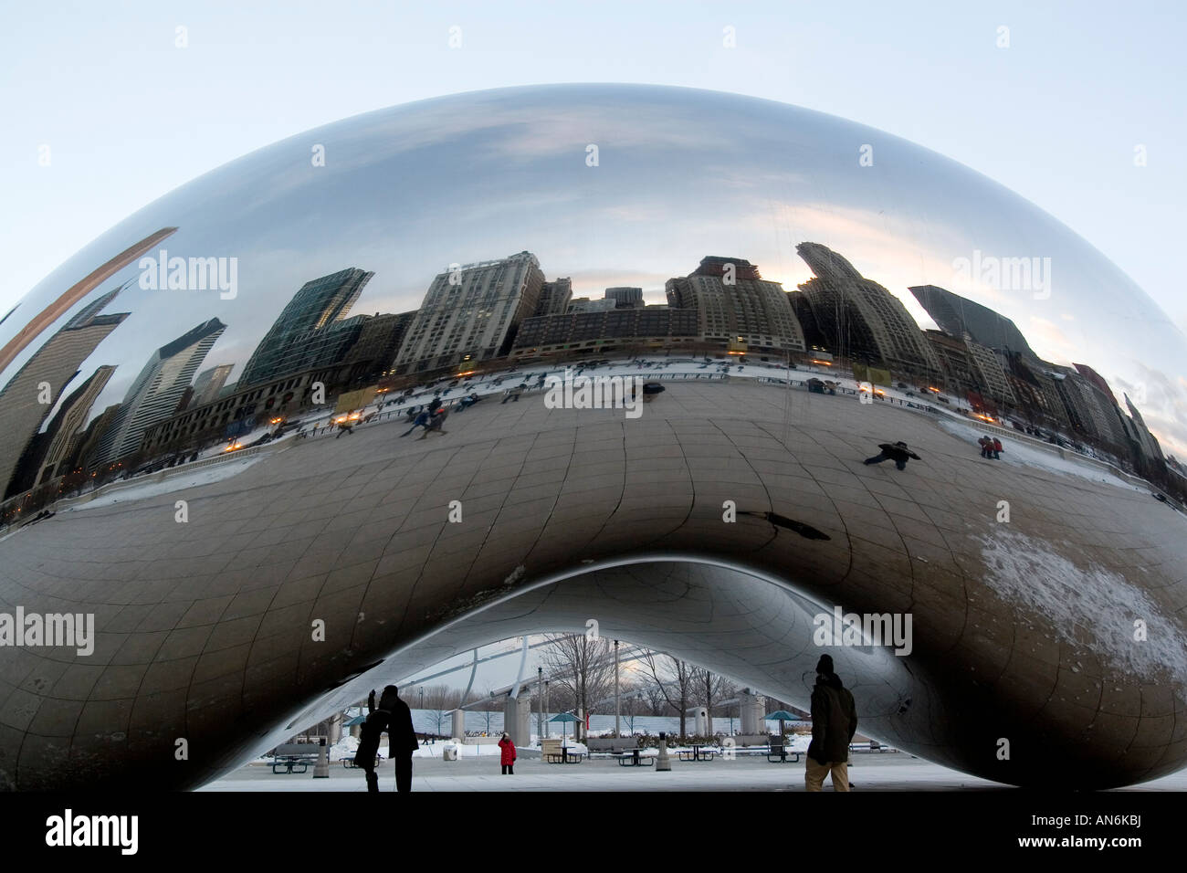 Chicago Illinois USA Cloud Gate AKA The Bean at Millennium Park ...