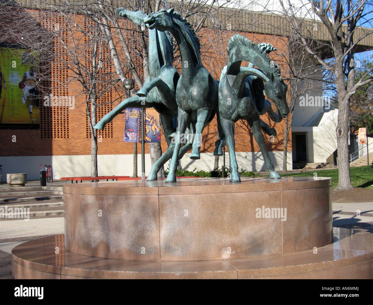 Running Free horse sculpture by Henry Mitchell 1971 on the campus of ...