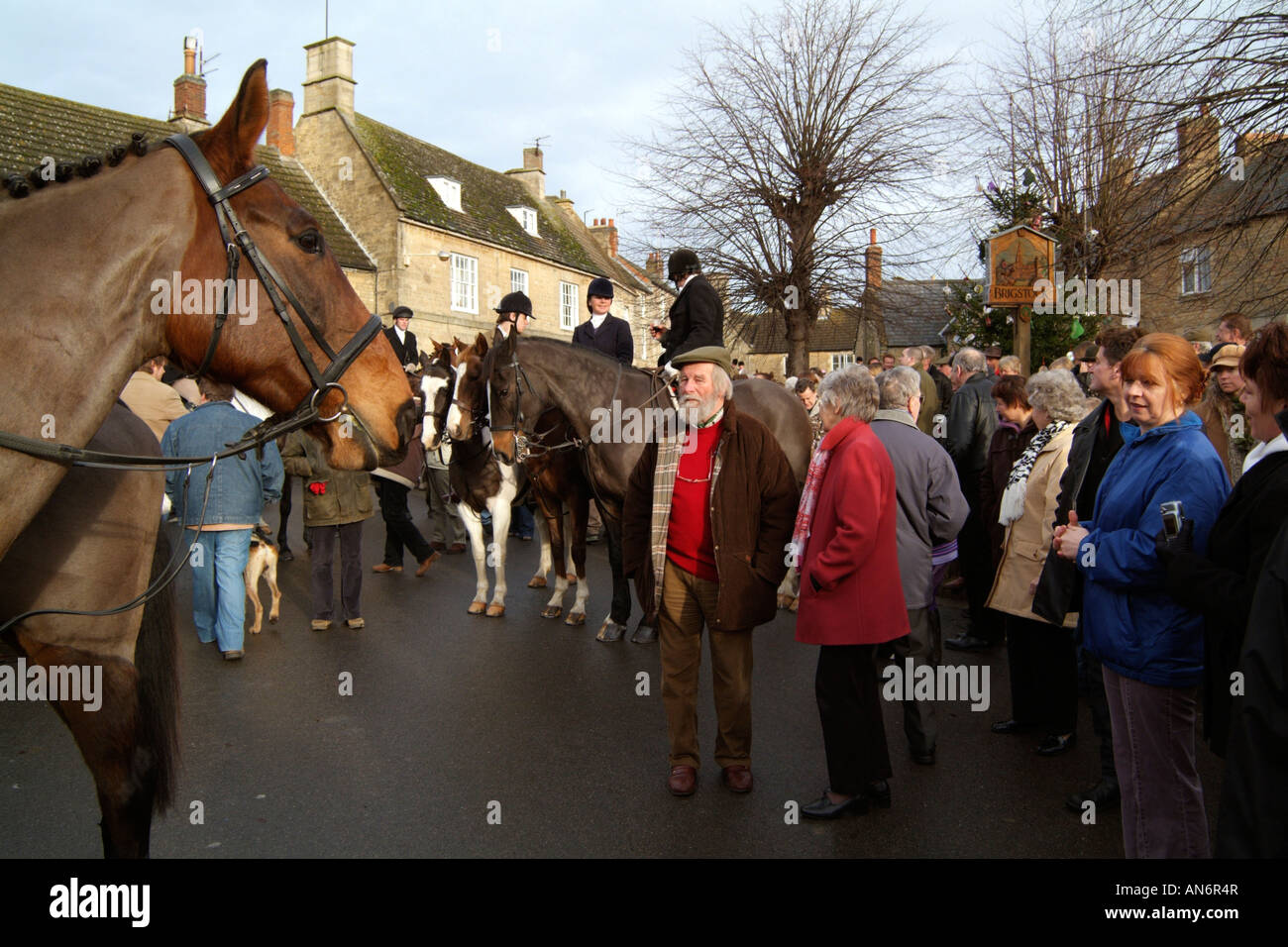 Pytchley hunt hi-res stock photography and images - Alamy