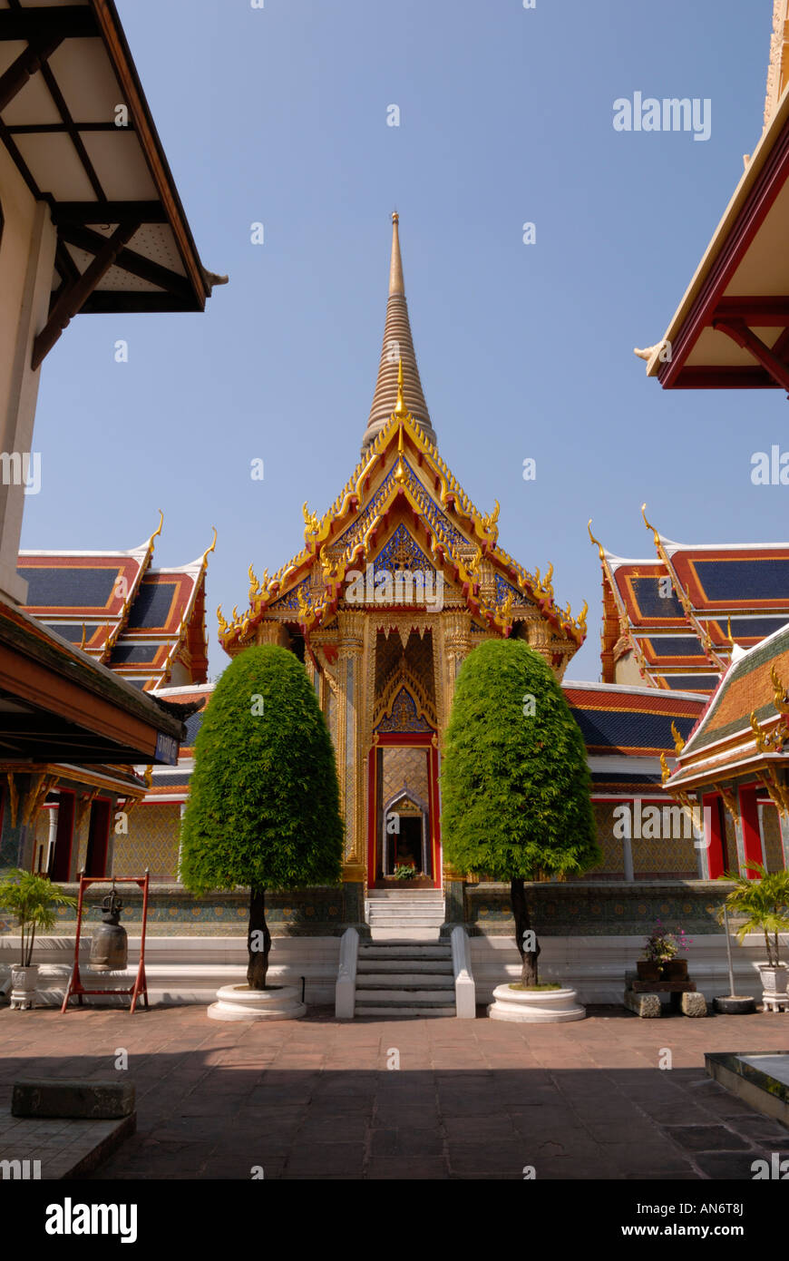 Wat Ratchabophit, Bangkok Thailand Stock Photo - Alamy
